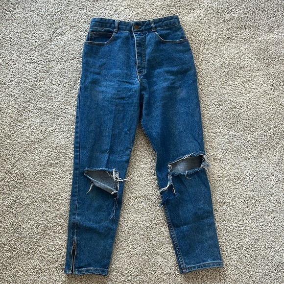 Guess by Marciano | Jeans | Vintage Guess Jeans Rips On Both Knees ...